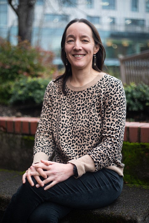 Faculty Spotlight: Lisa Munger | UO Clark Honors College