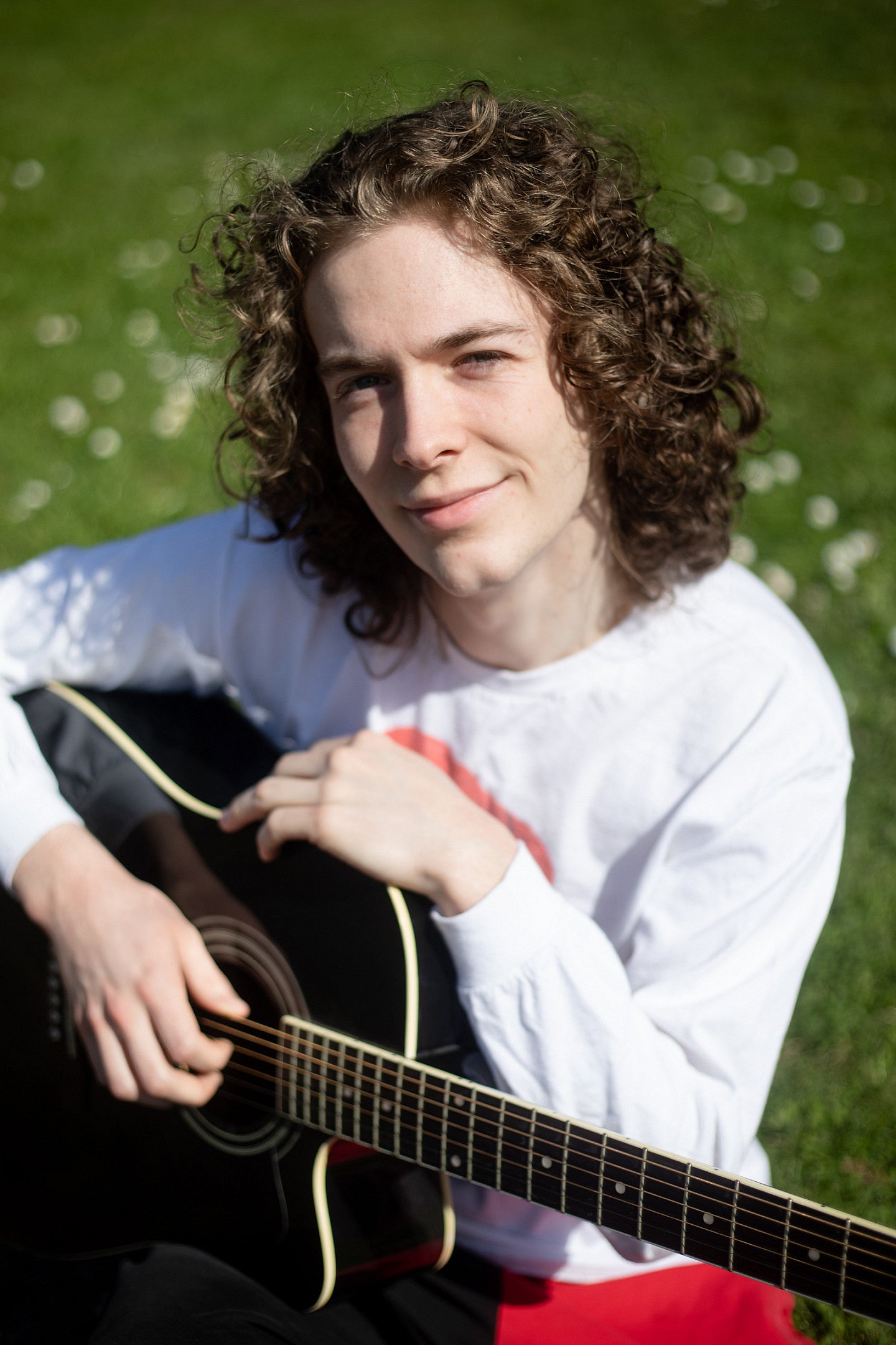 Alex Goodwin: Playing guitar goes from one generation to the next | UO ...